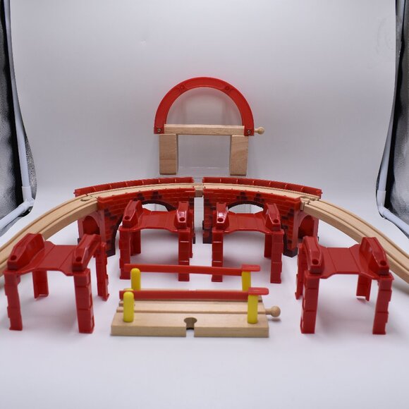 Thomas & Friends | Toys | Lot Of Curved Red Bridge Risers Curved Arch ...